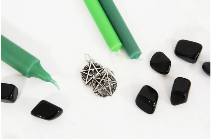 The best PROTECTION amulets that you should carry with you